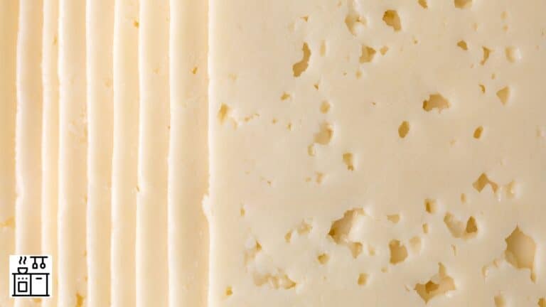 9 Tasty Cheese Varieties that Go Very Well with Pastrami