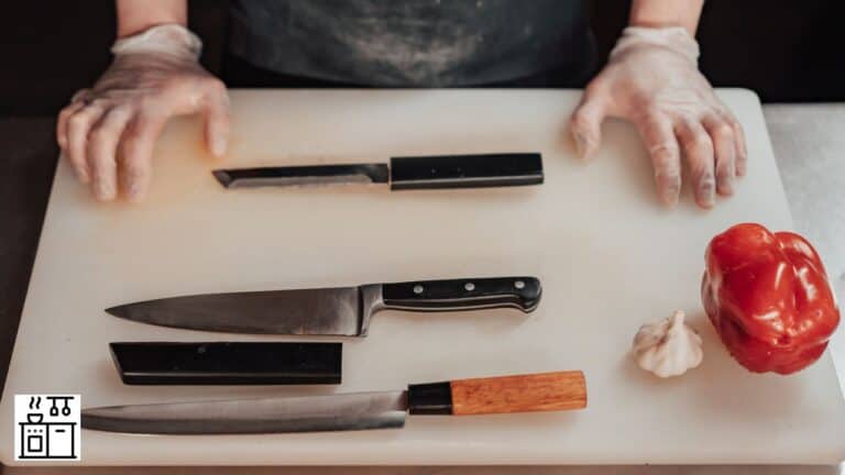 Using Knives Safely: 10 Precautions to Take