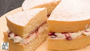 Sponge Cake vs. Angel Food Cake [The Main Differences]